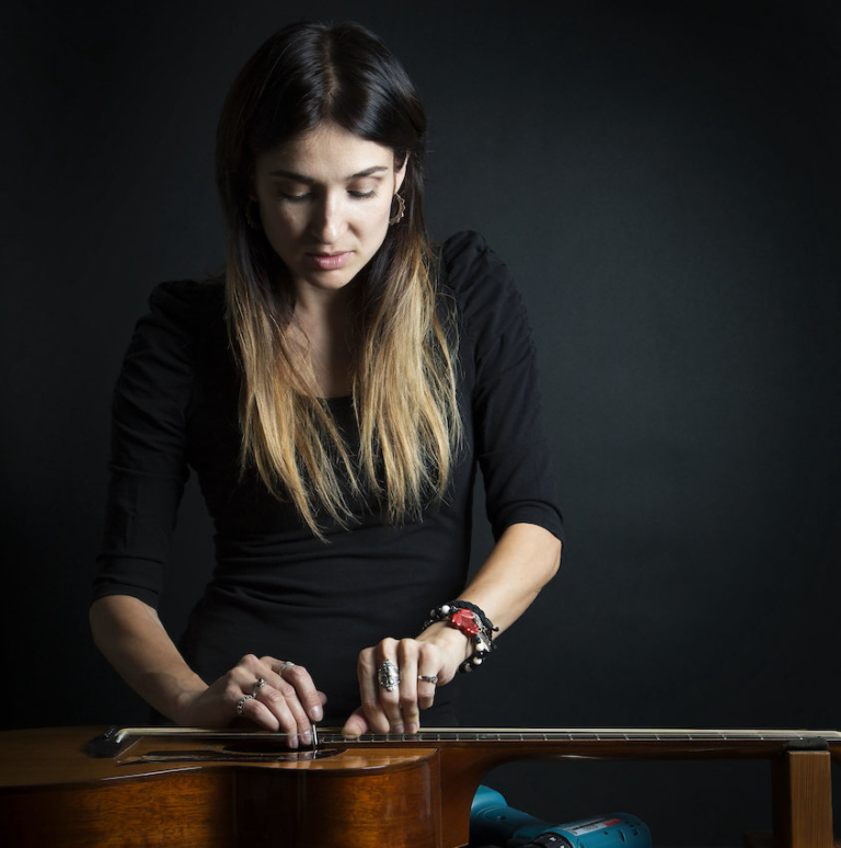 Dagna Silesia - Roberto-Venn School of Luthiery